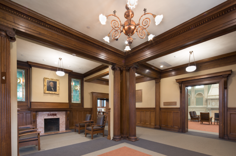 Lithgow Public Library