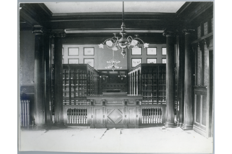 Lithgow Public Library